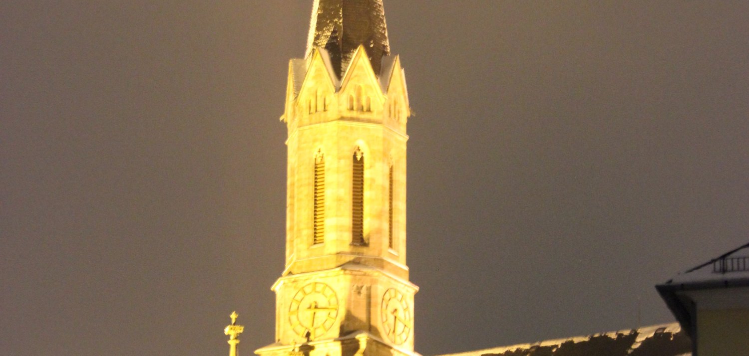 Beleuchtung Stadtkirche in der Adventszeit | Stadt Münchberg